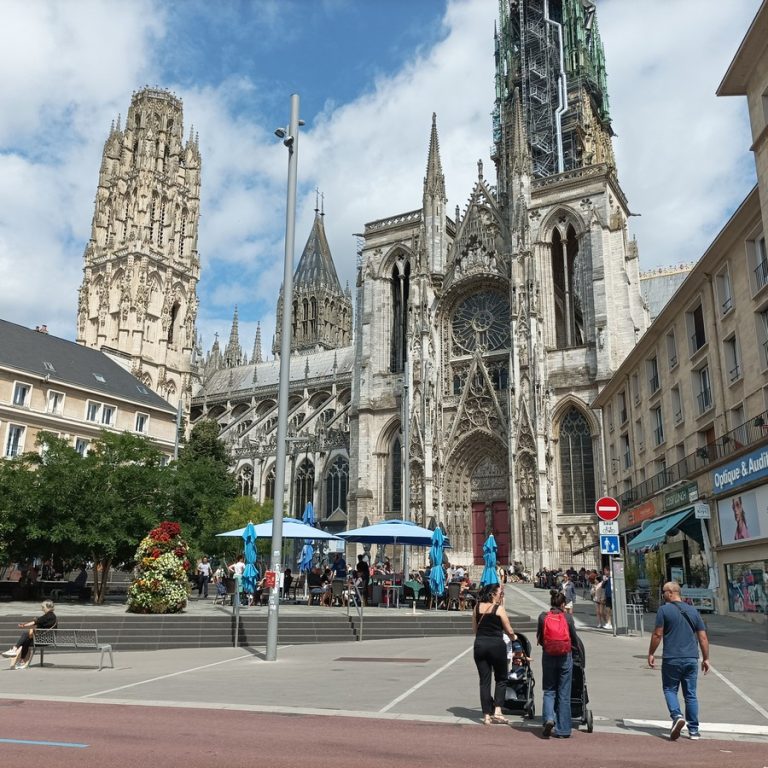 Visit Rouen - Official tour guides - Visit France